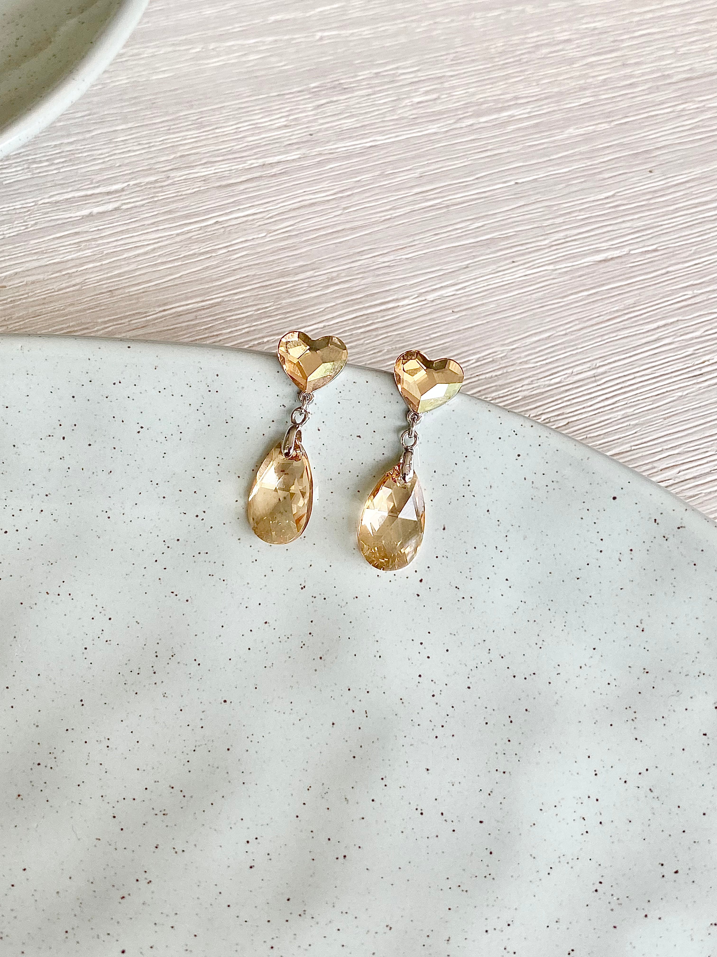 Swarovski Heart Drop Earrings (2 colours) – Lilio Jewelry