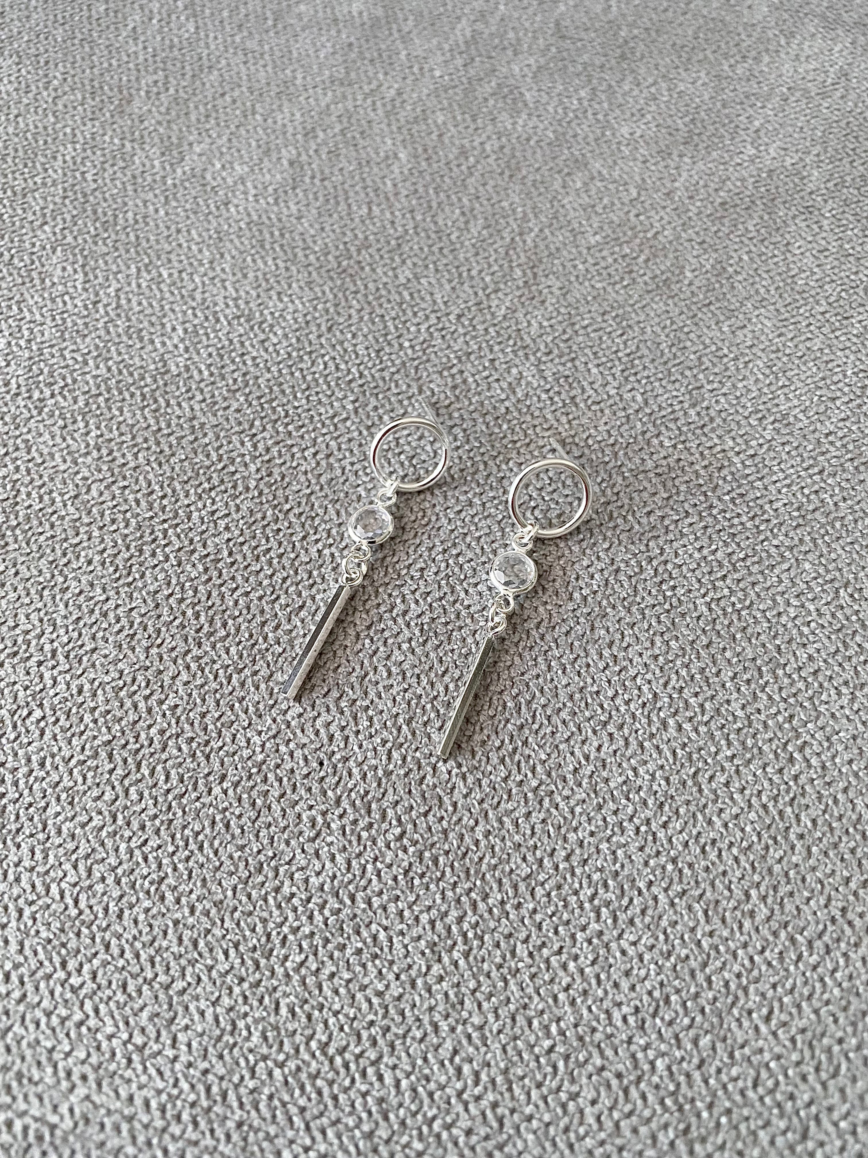 Geometric Bar Earrings – Lilio Jewellery